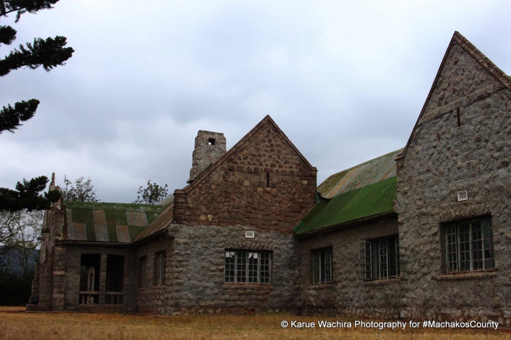 Macmillan Castle – Safari254